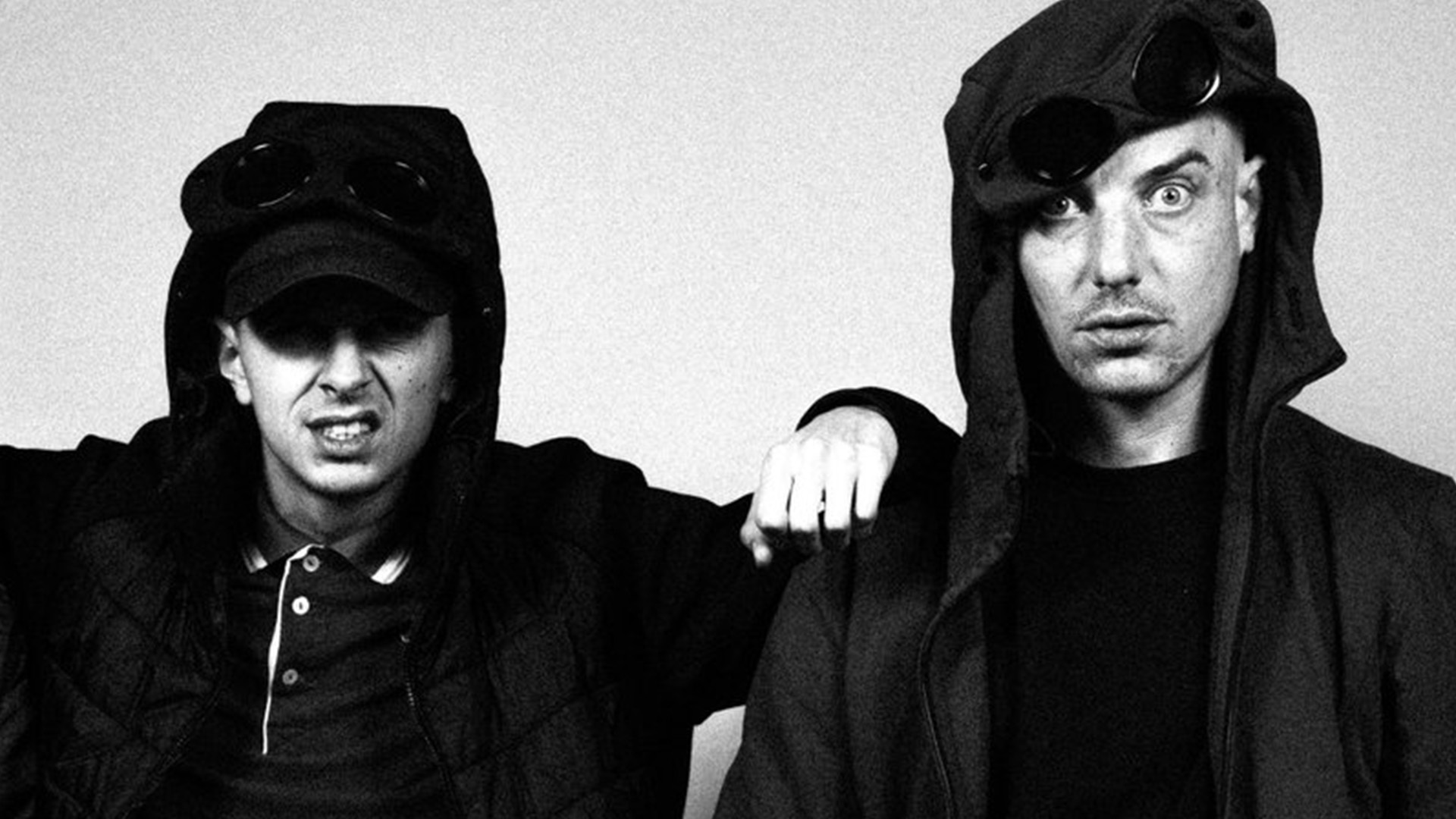 Steen & EZG doen het weer - 101Barz - BNNVARA